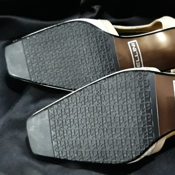 BELLINI SHOES | Shoes | Bellini Low Heel Shoes Slip On Size 7m | Poshmark